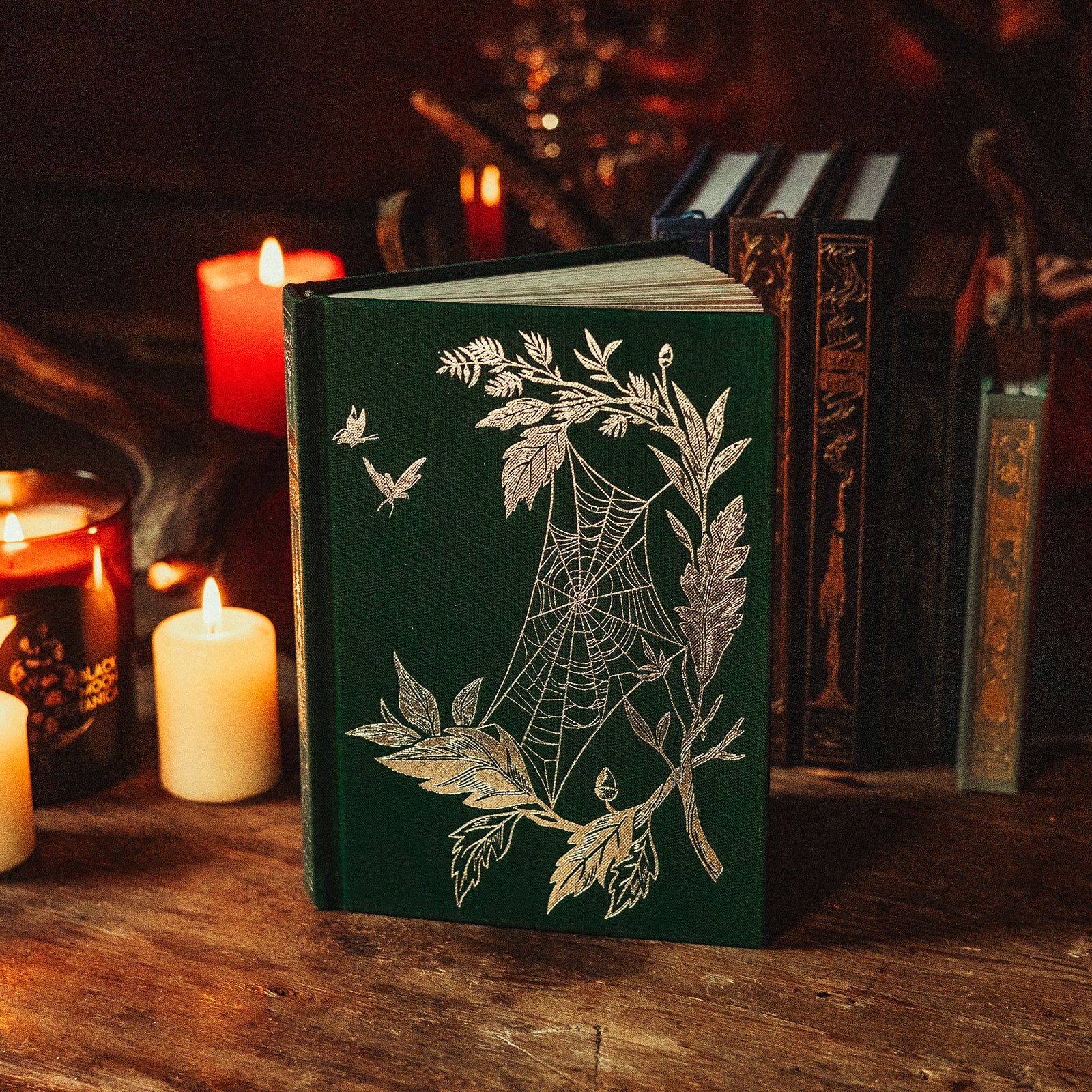 The Botanist - Vegan Notebook – Black Moon Botanica Amsterdam